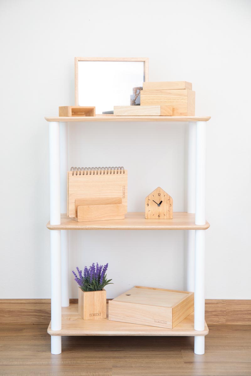 3-LAYER SHELF ชั้นวางของ ชั้นไม้ ชั้นหนังสือ - The Wood's Tale